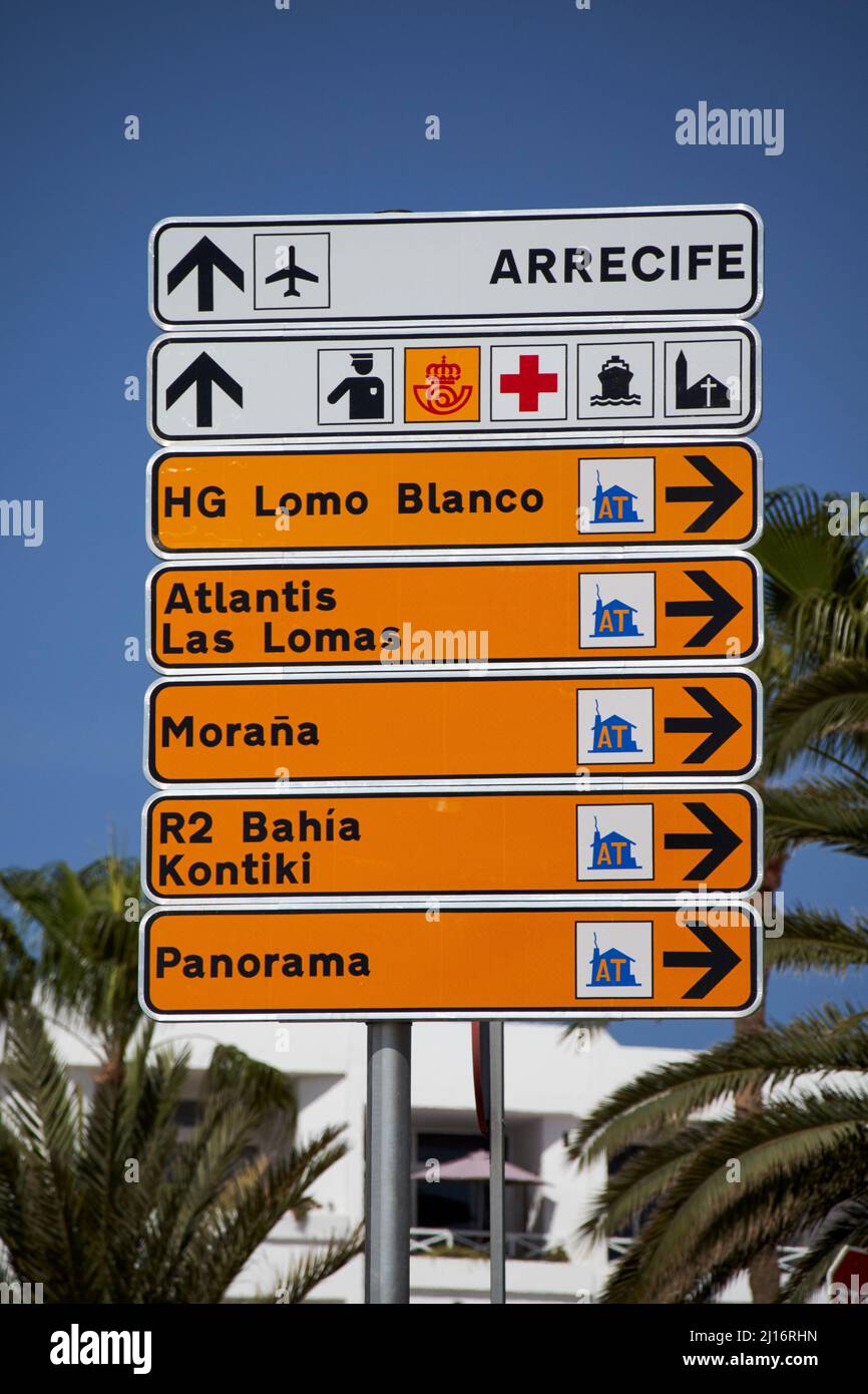 Signs for tourism hi-res stock photography and images - Alamy