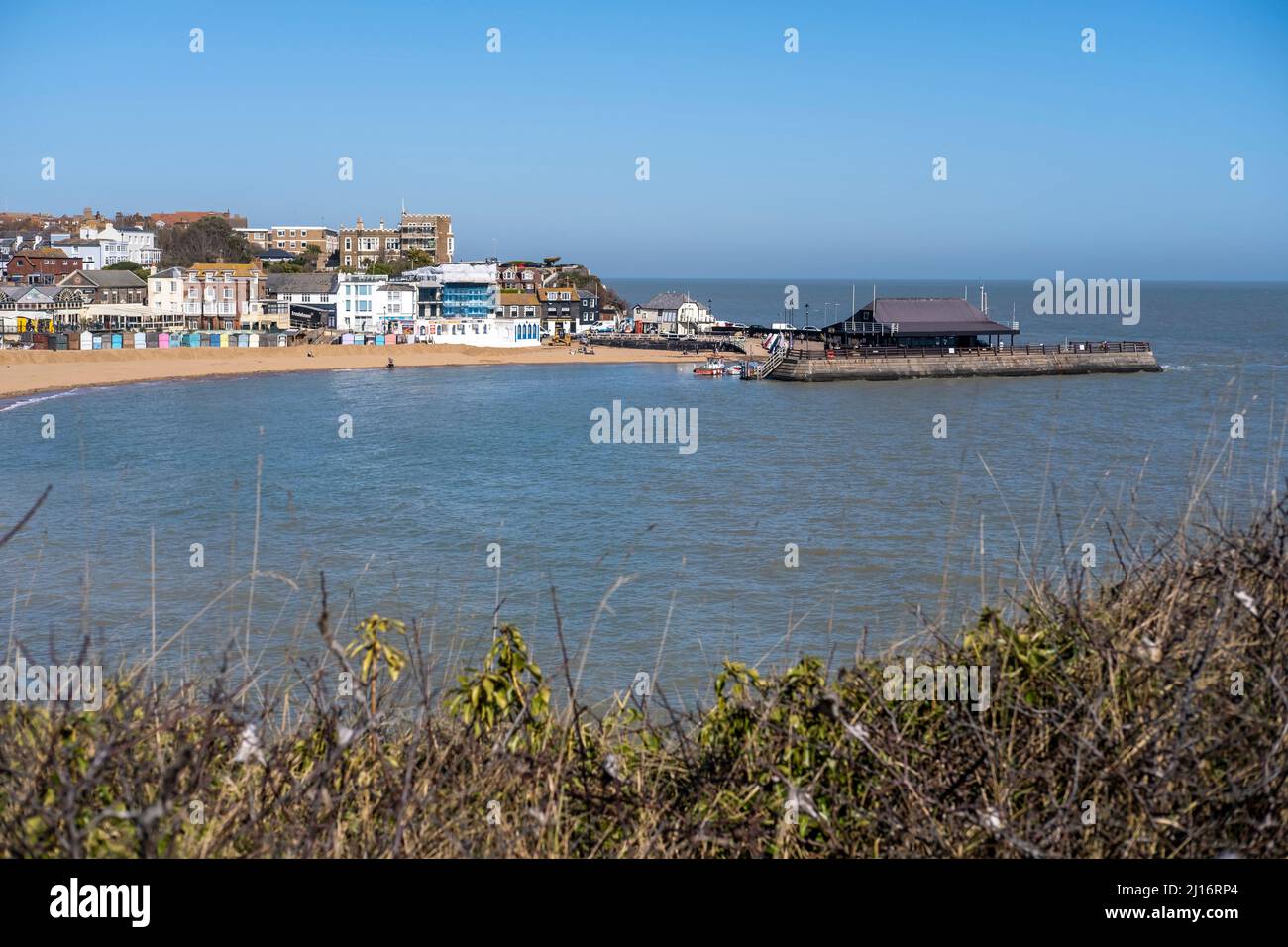 A general view of Viking Bay Beach in Broadstairs Kent Stock Photo - Alamy