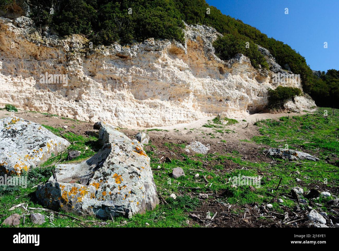 The path to Monte Santo peak Stock Photo - Alamy