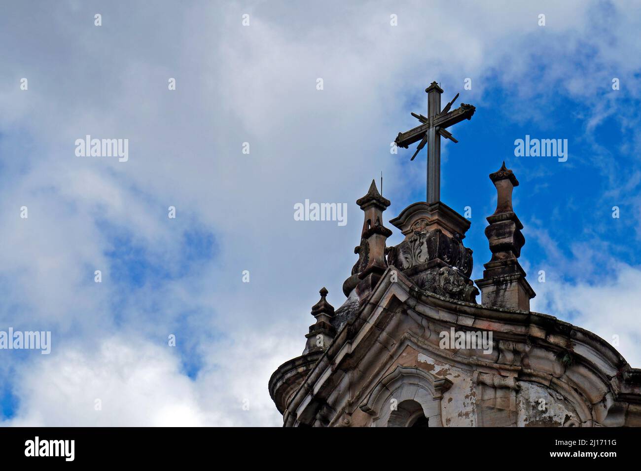 Cross on top of baroque church, Ouro Preto, Brazil Stock Photo - Alamy