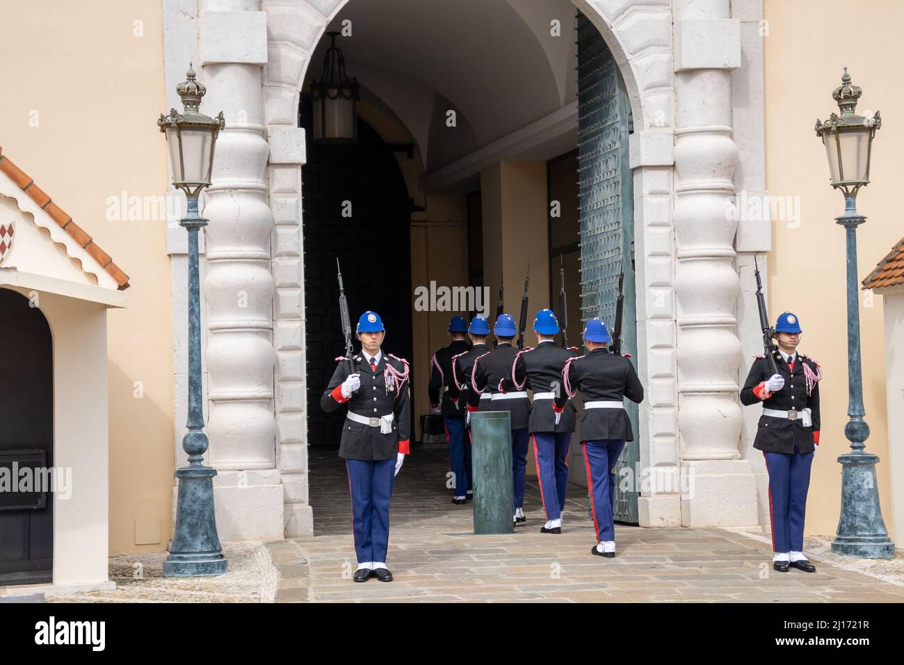 changing of the guard ceremony at the palace of the principality of ...