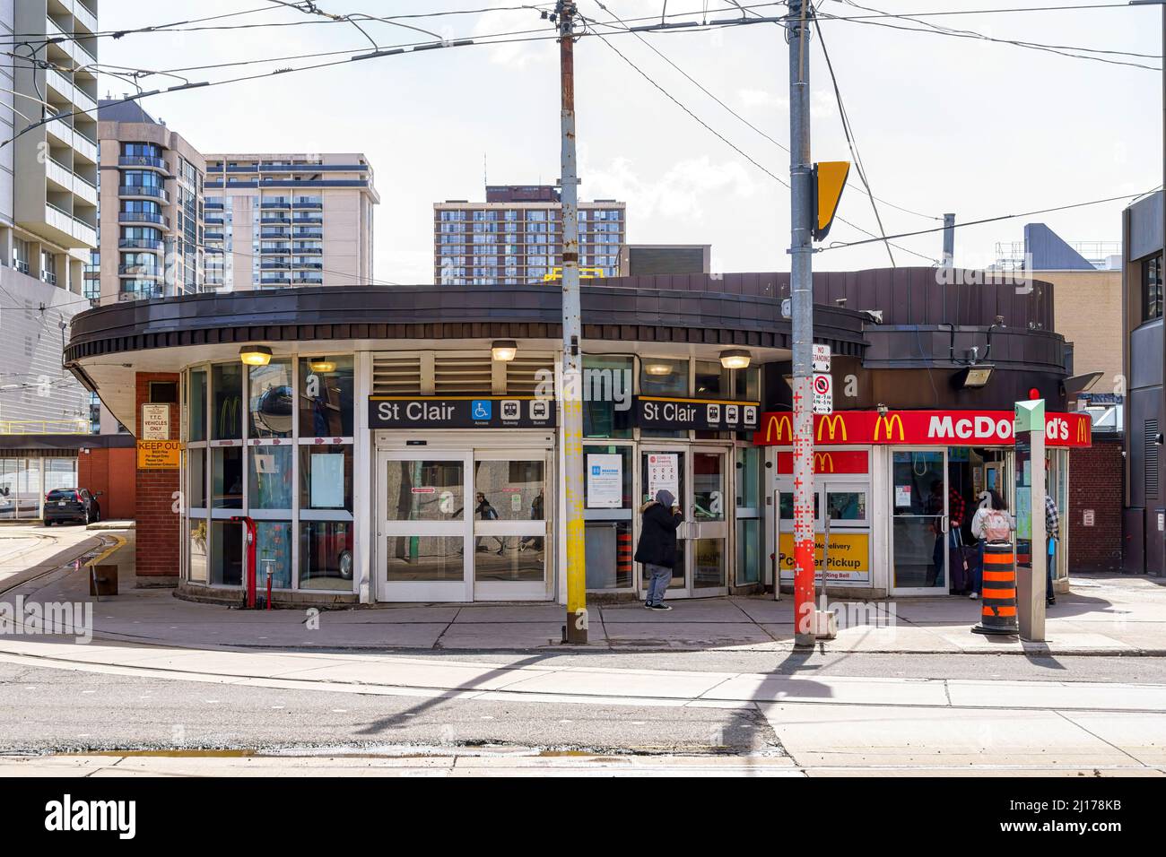 Building entrance for the St. Clair East subway station Stock Photo - Alamy