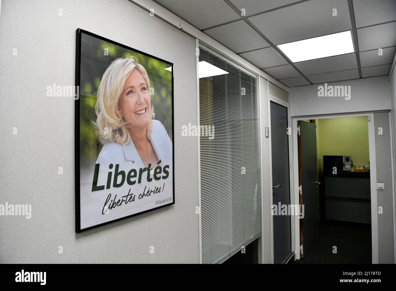 Marine le pen poster hi-res stock photography and images - Alamy