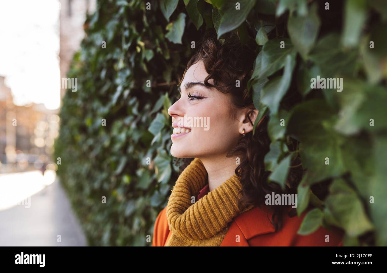 Ivy creeping woman hi-res stock photography and images - Alamy