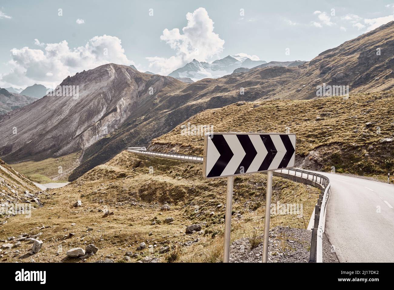 Italy road sign hi-res stock photography and images - Alamy