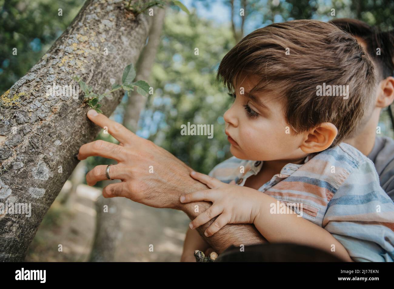 Two men pointing one man hi-res stock photography and images - Alamy