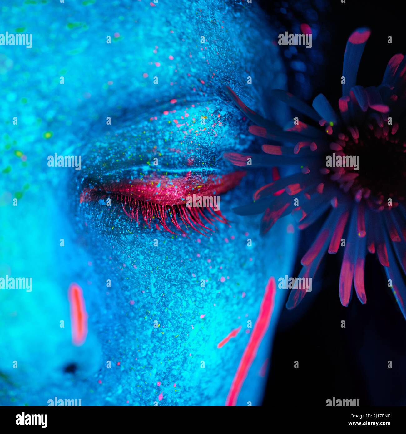 Female turkish face hi-res stock photography and images - Alamy