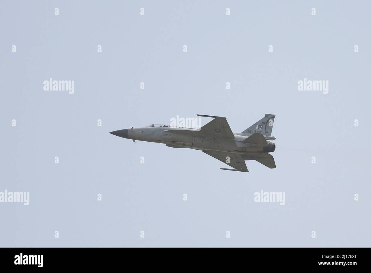 Pakistan air force paf fighter hi-res stock photography and images - Alamy