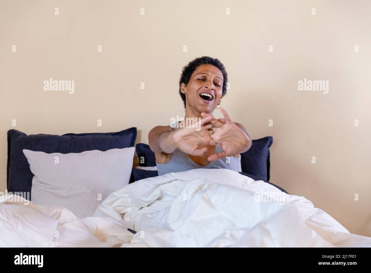 Woman yawning hi-res stock photography and images - Alamy