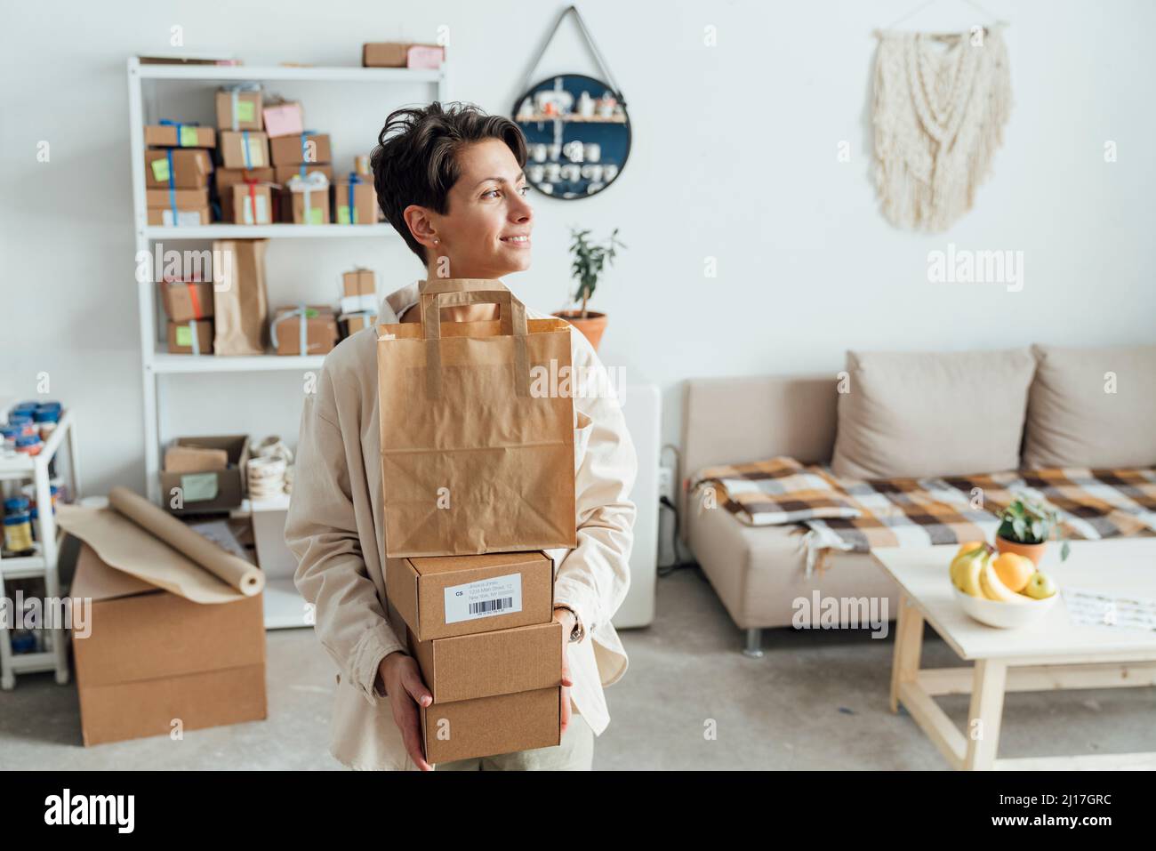 Owner pack hi-res stock photography and images - Alamy