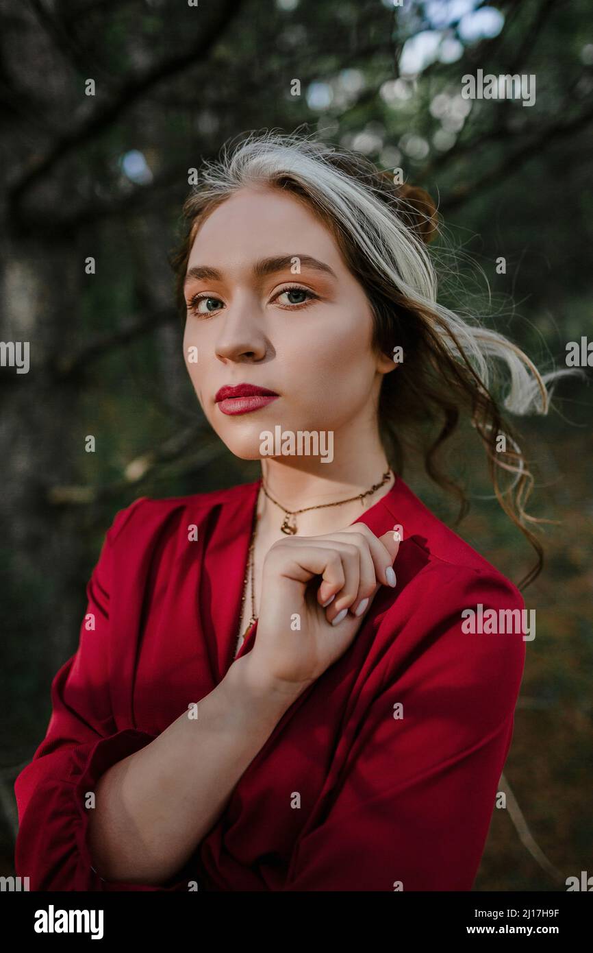 Beautiful woman in red hi-res stock photography and images - Alamy