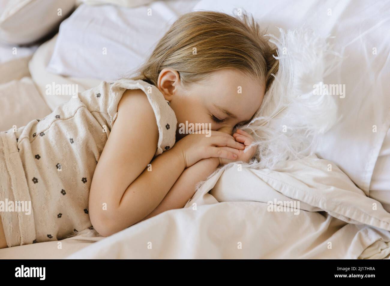 Feather bed hi-res stock photography and images - Alamy
