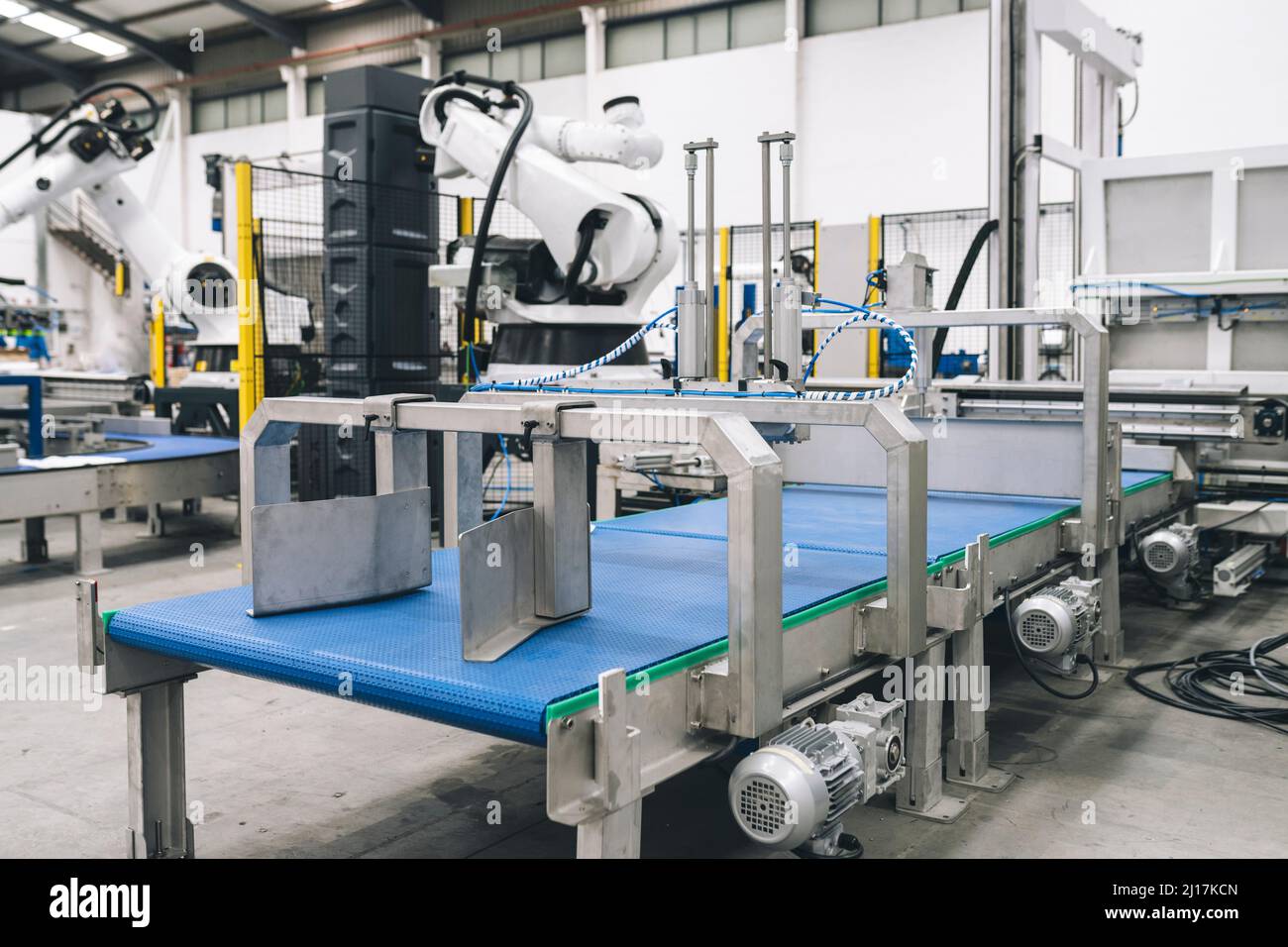 Modern machinery in manufacturing factory Stock Photo - Alamy