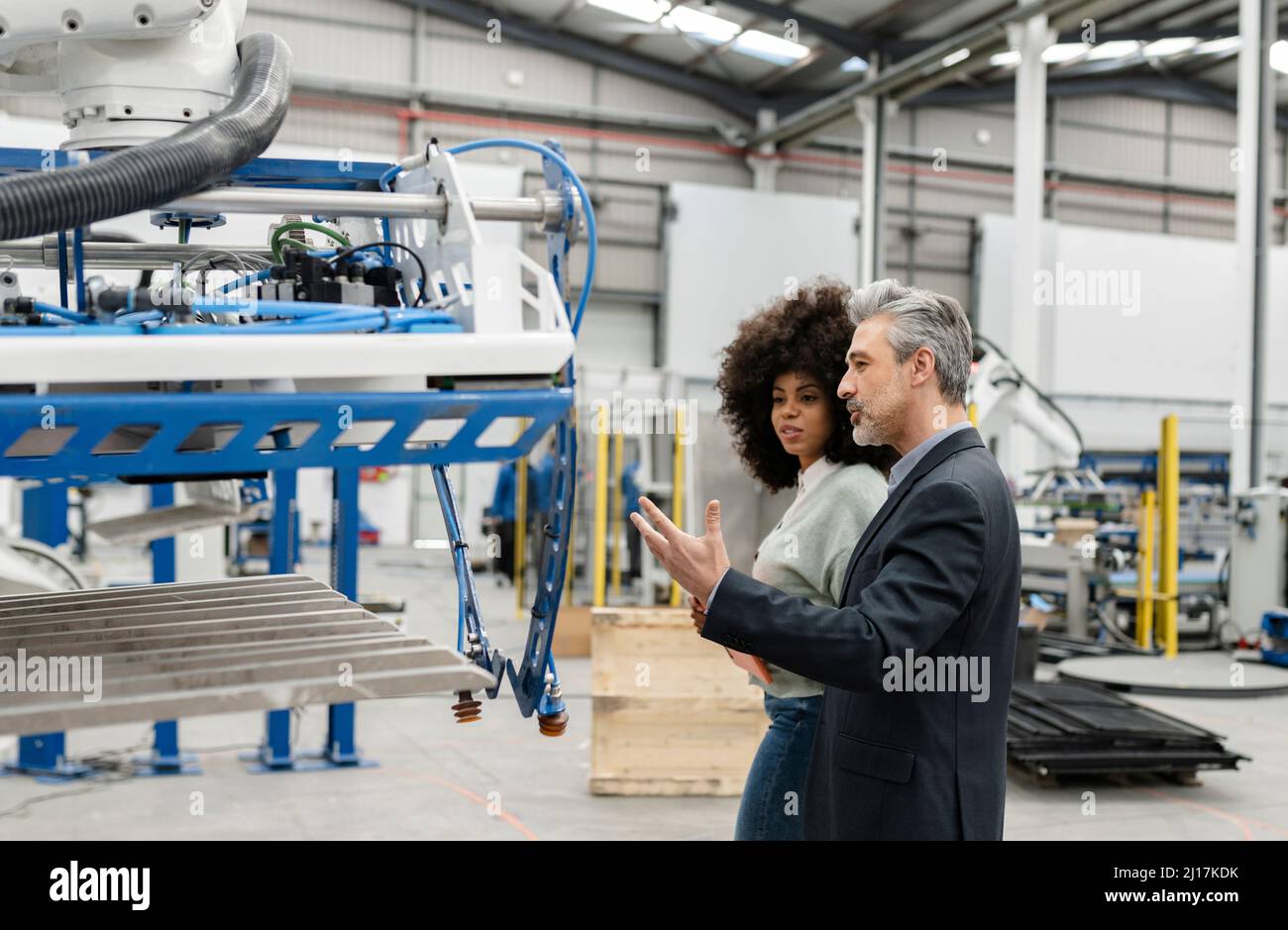 American women engineer hi-res stock photography and images - Alamy