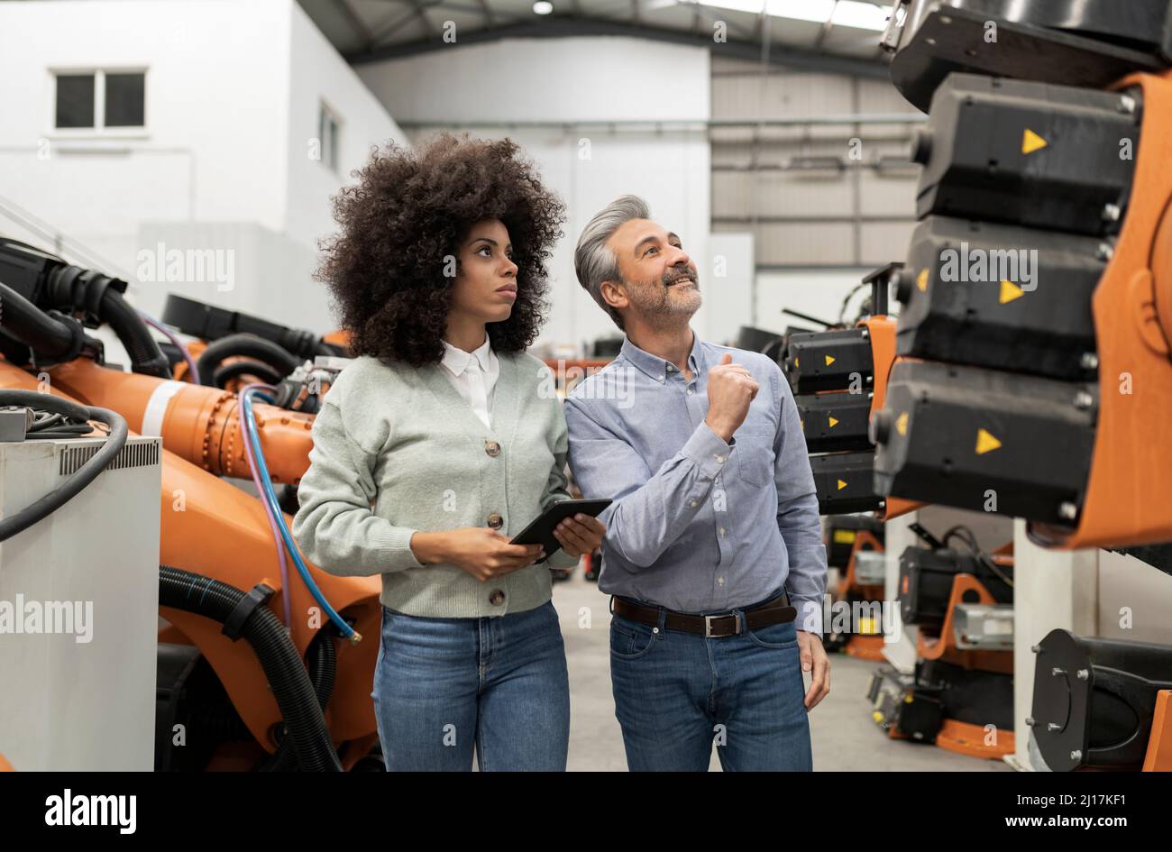 Male female technicians computer hi-res stock photography and images ...