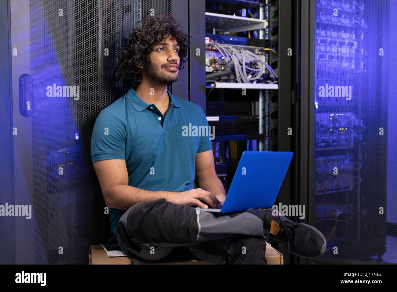 Industry control room technician hi-res stock photography and images ...