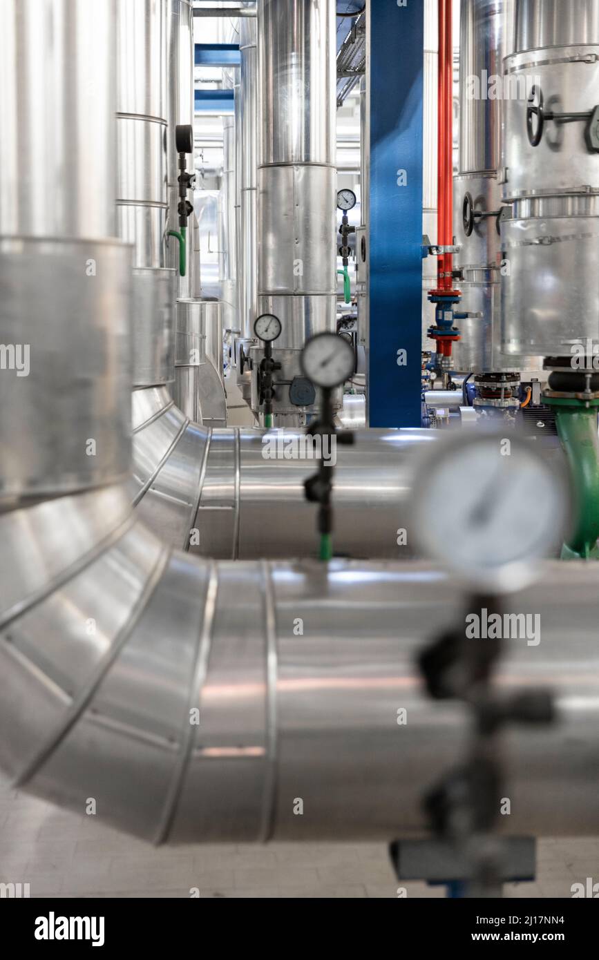 Empty pipe hi-res stock photography and images - Alamy