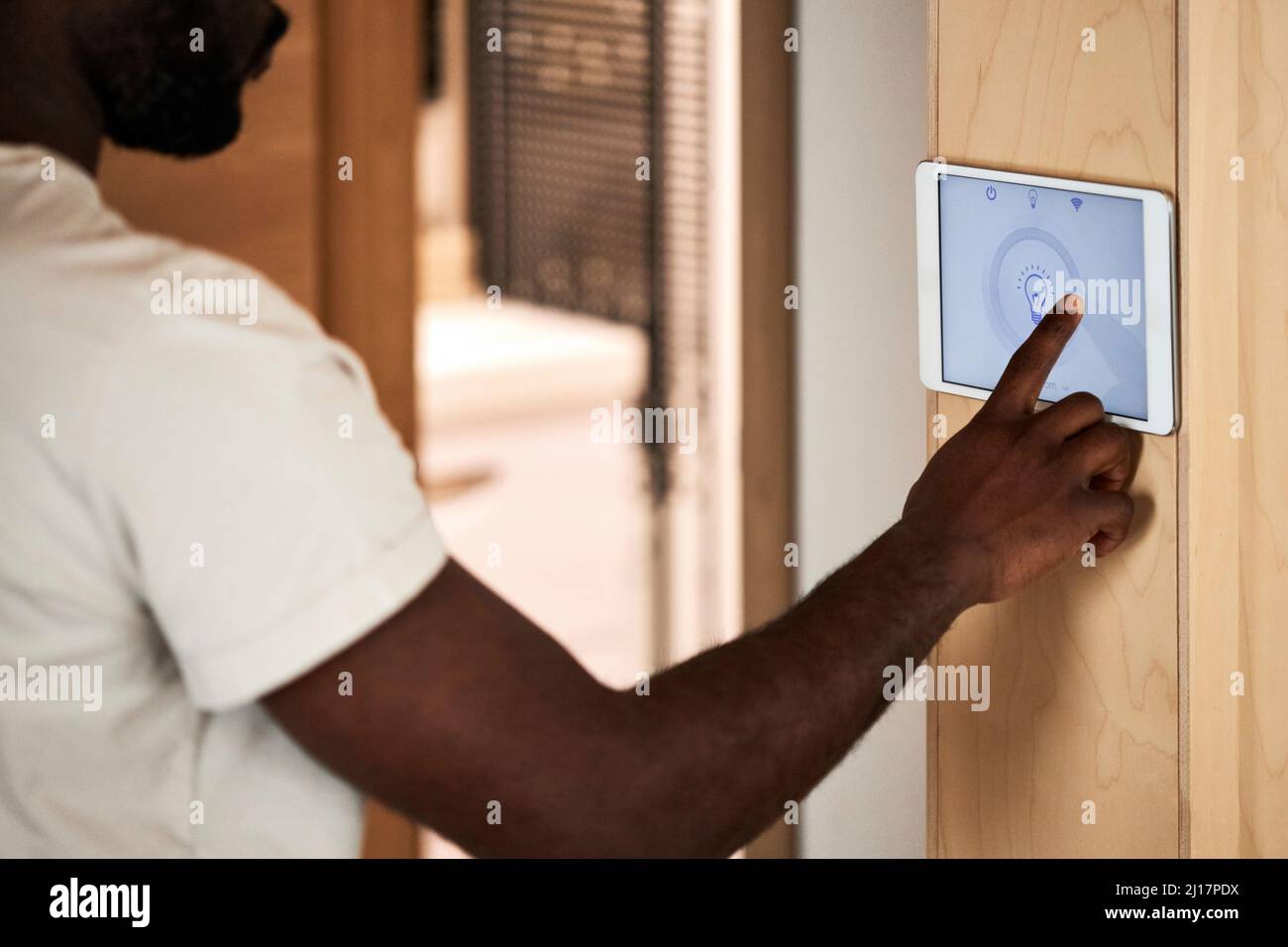 Tablet device user image hi-res stock photography and images - Alamy