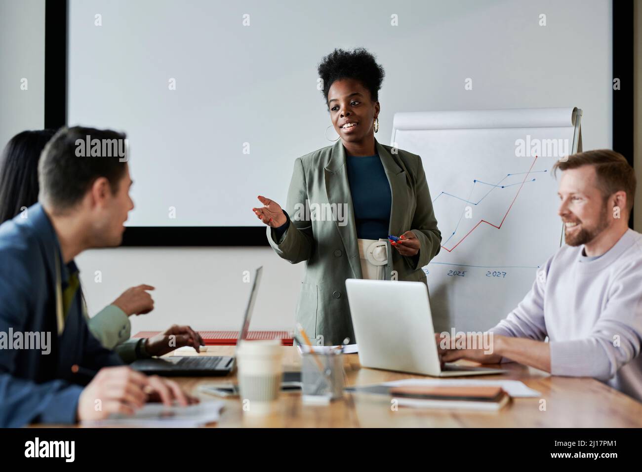 Doubt employee hi-res stock photography and images - Alamy