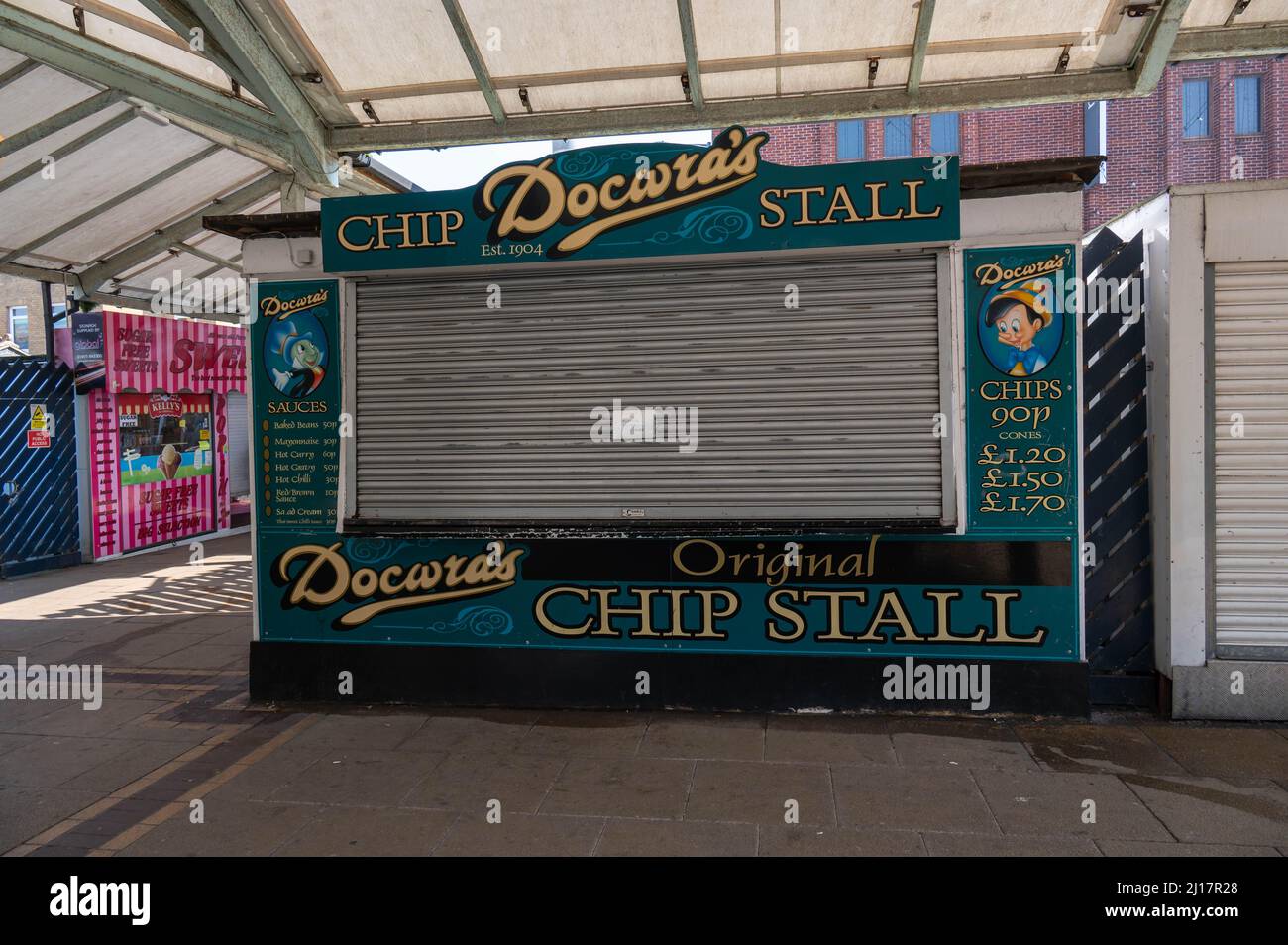 Chip stall hi-res stock photography and images - Alamy