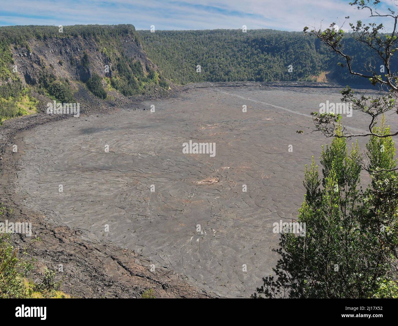 Overlooking volcanic pit crater at Kilauea Iki Trail at Volcanoes ...