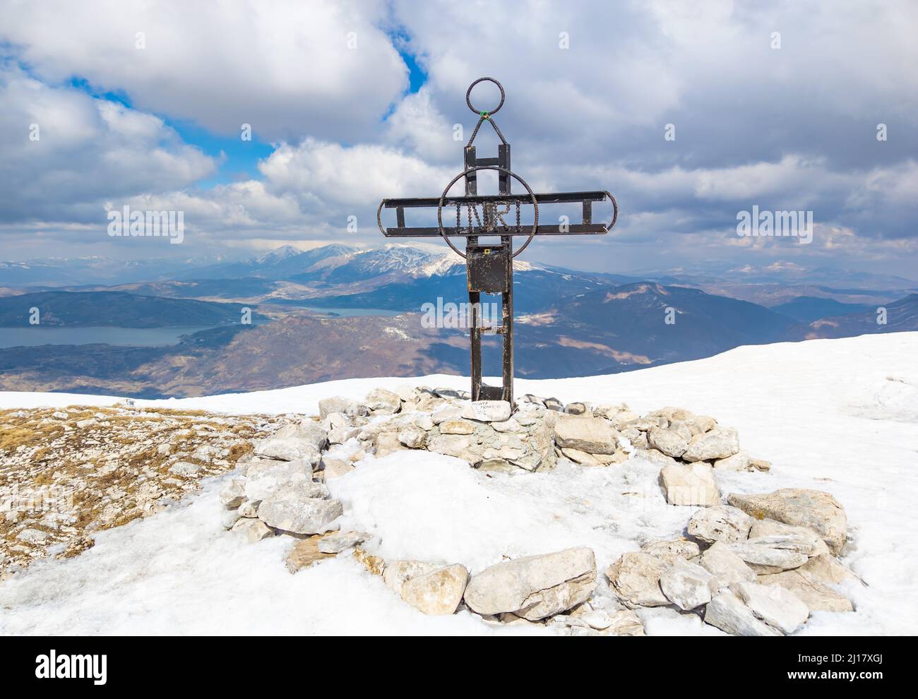 Monte San Franco (Italy) -A panoramic peak mountain in central Italy ...