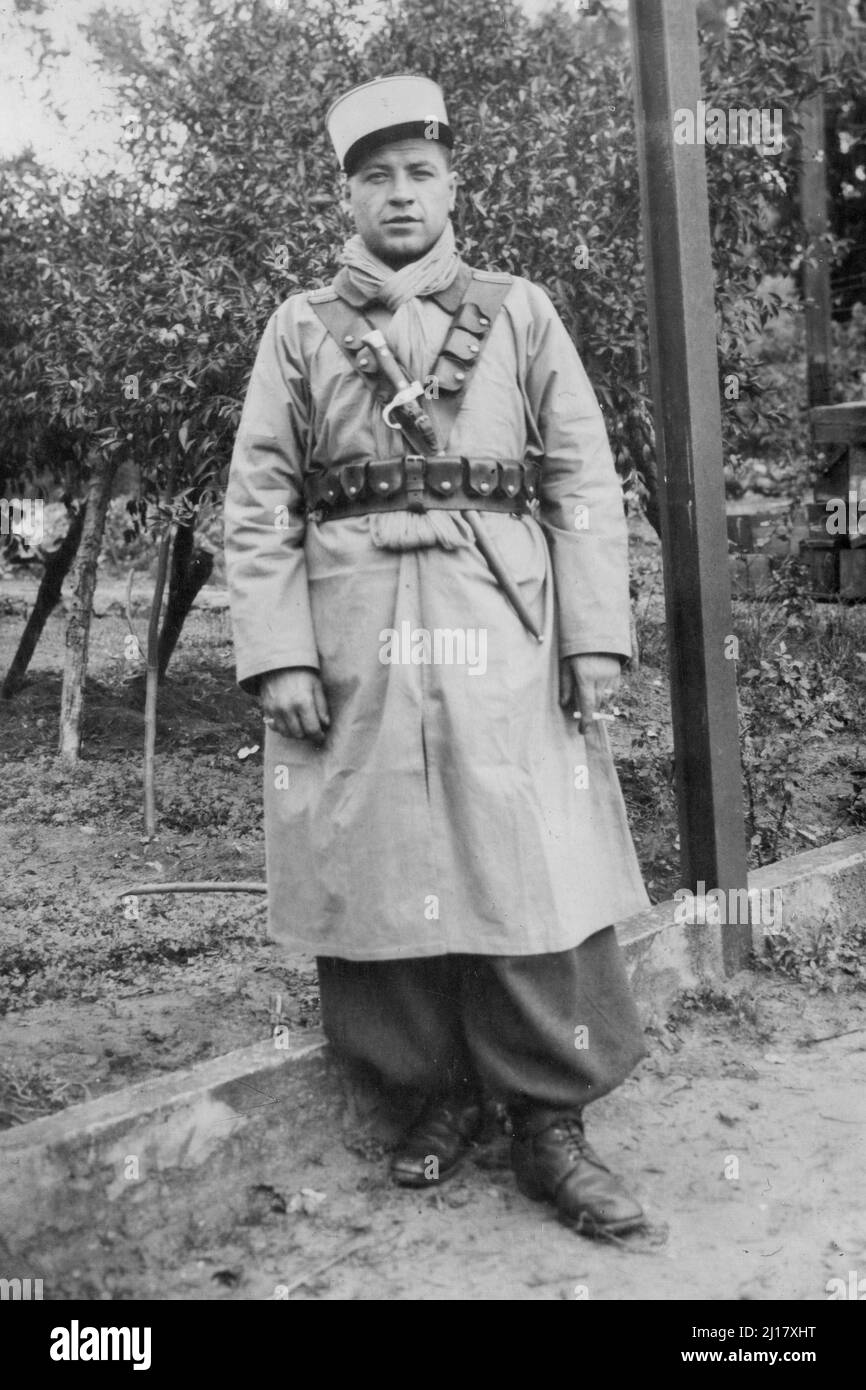 Can You Wear Glasses In The French Foreign Legion at Stella Sexton blog