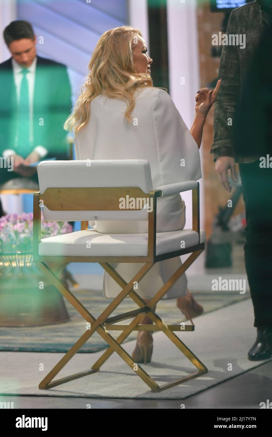 Pamela Anderson at Good Morning America Studios in Times Square on ...