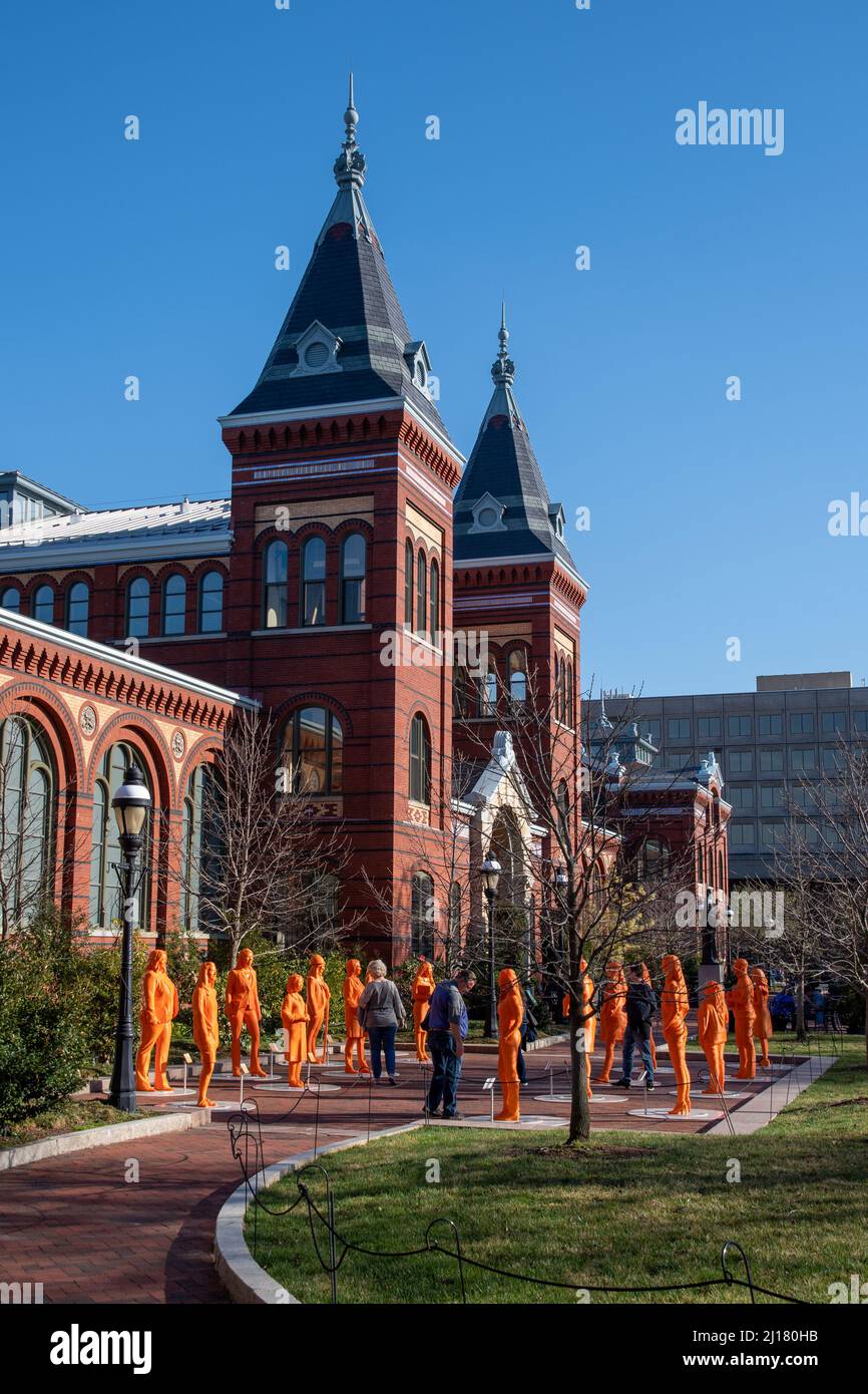 The Smithsonian garden with life-size statues of women in science Stock ...