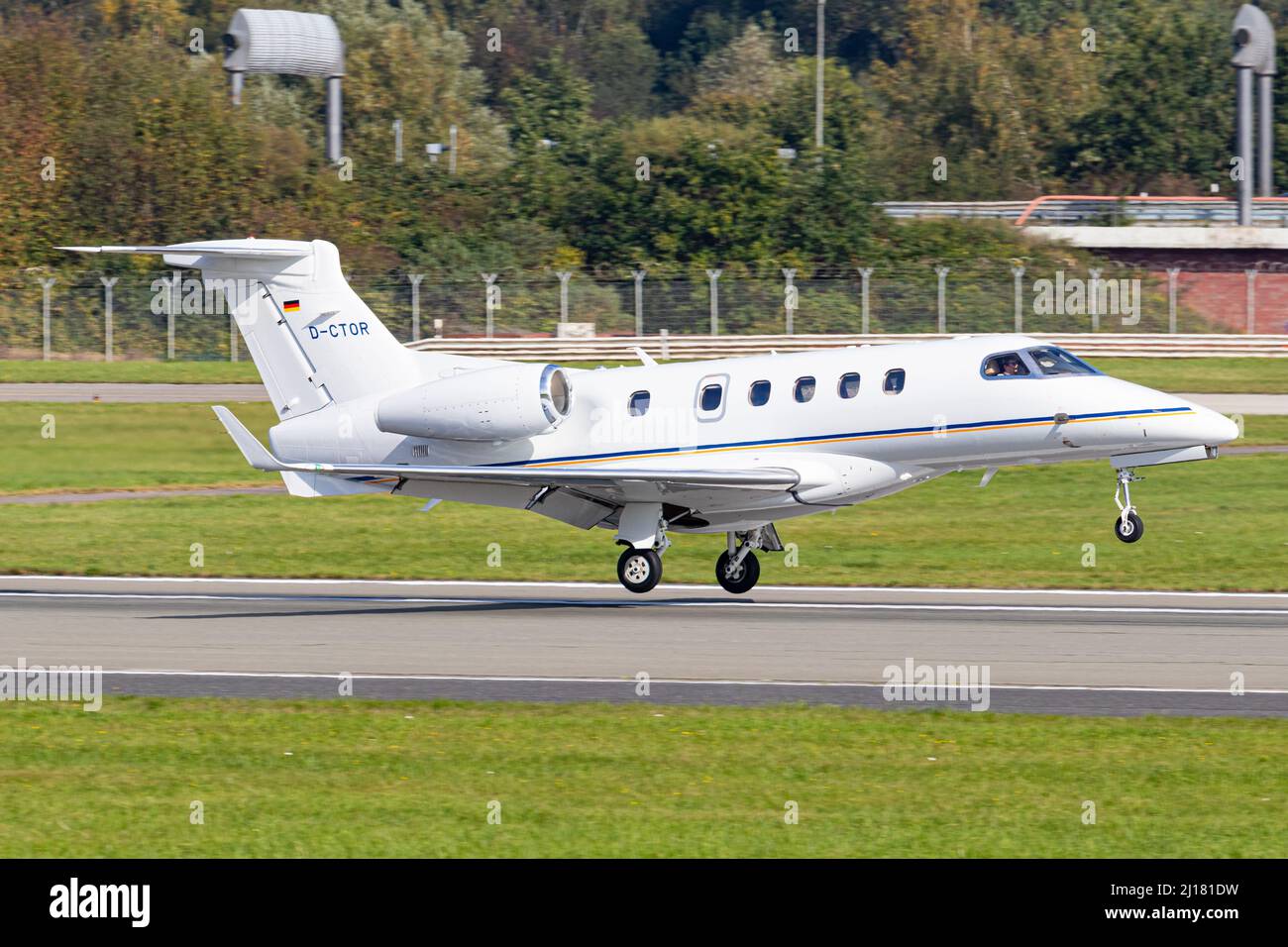 Embraer phenom 300 twin jet hi-res stock photography and images - Alamy