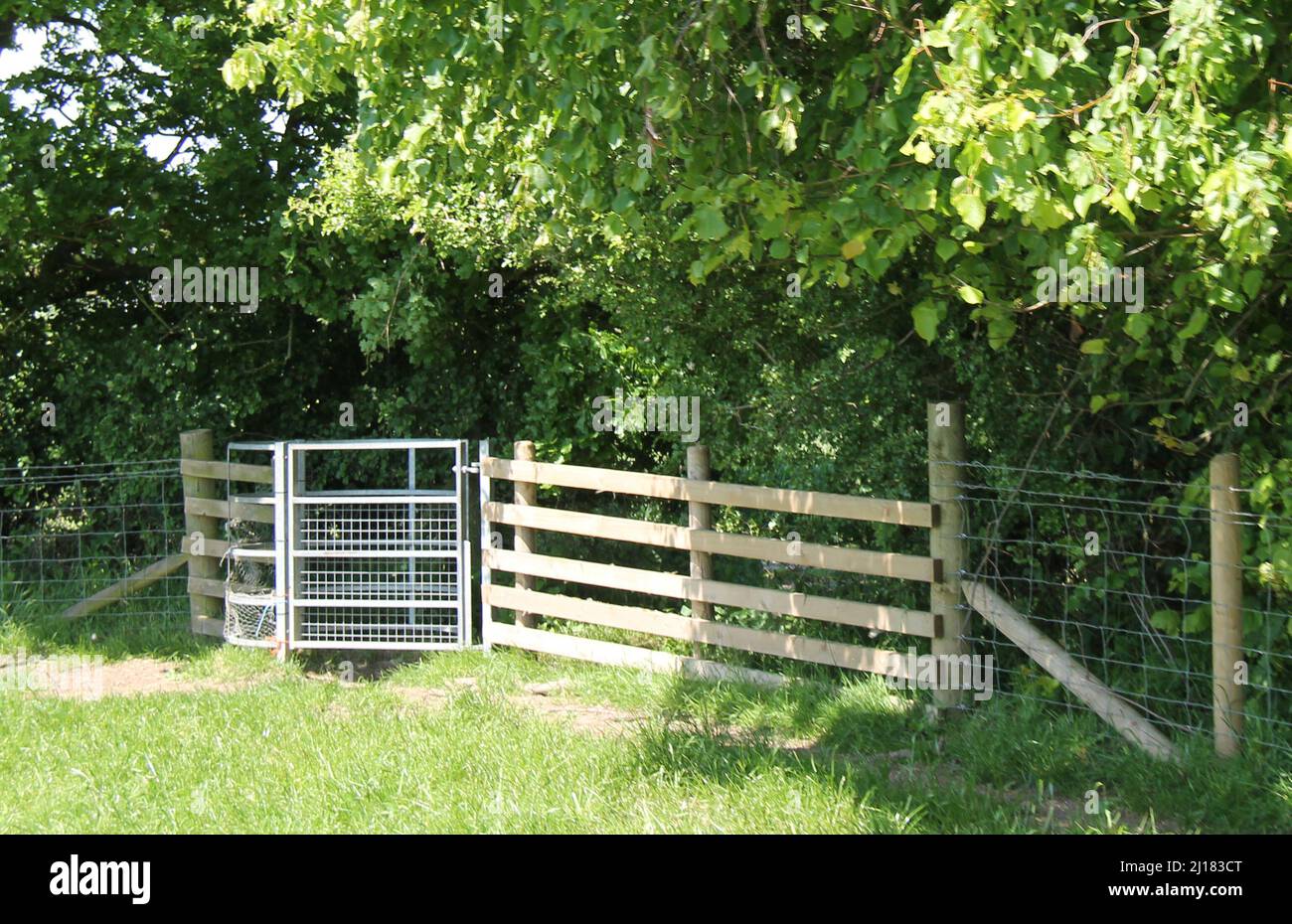 A Metal Swing Gate on a Rural Walkers Footpath Stock Photo - Alamy