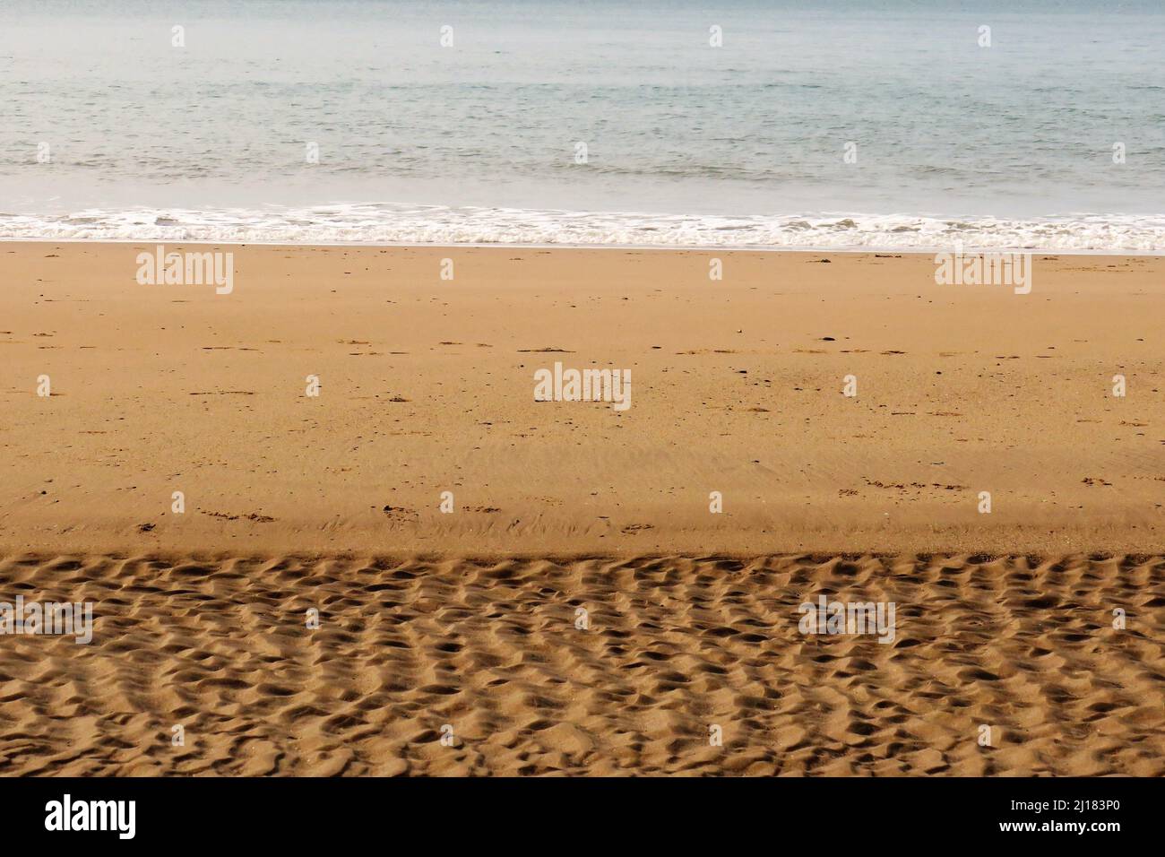 Sand patterns on beach Stock Photo - Alamy