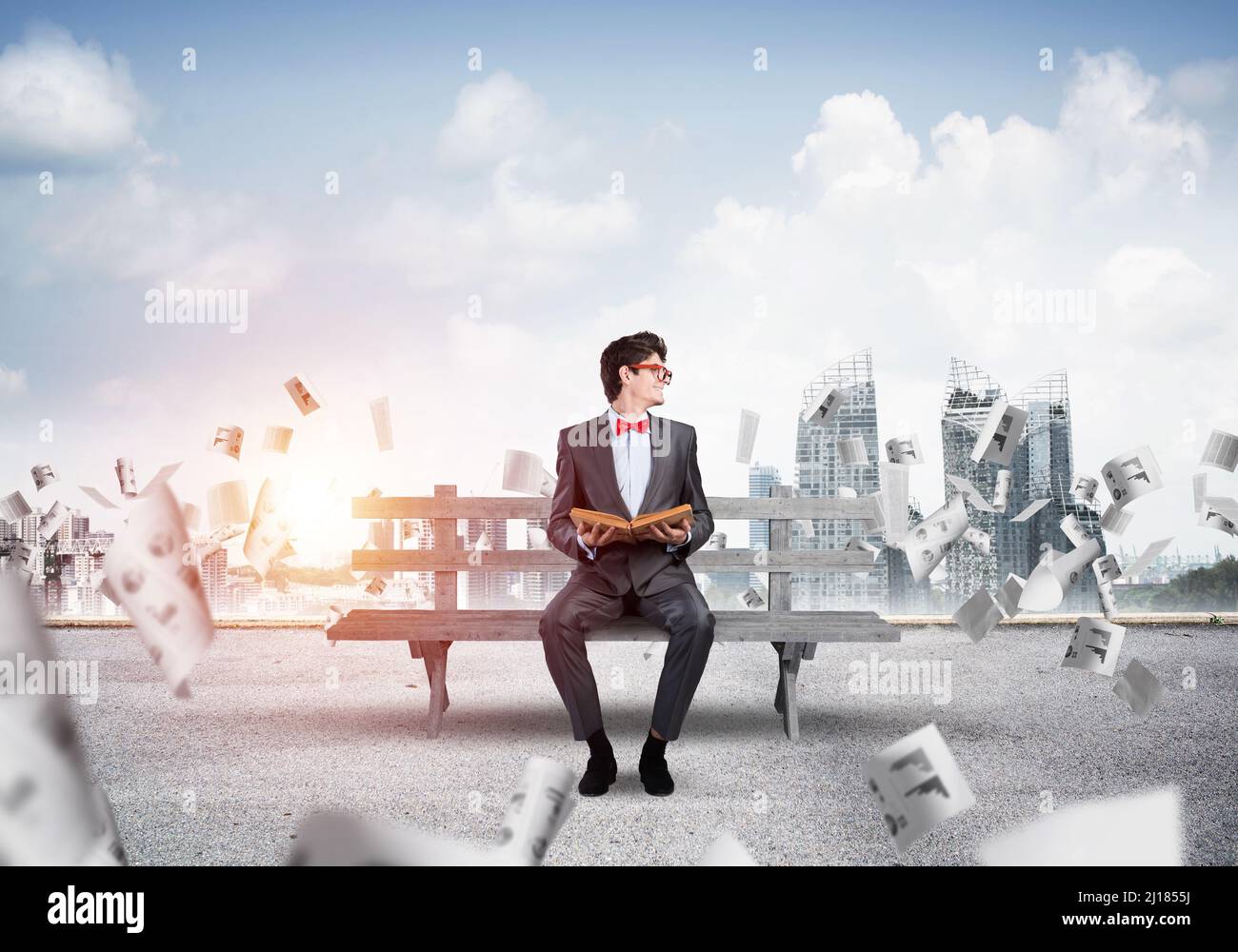 Book bench project hi-res stock photography and images - Alamy