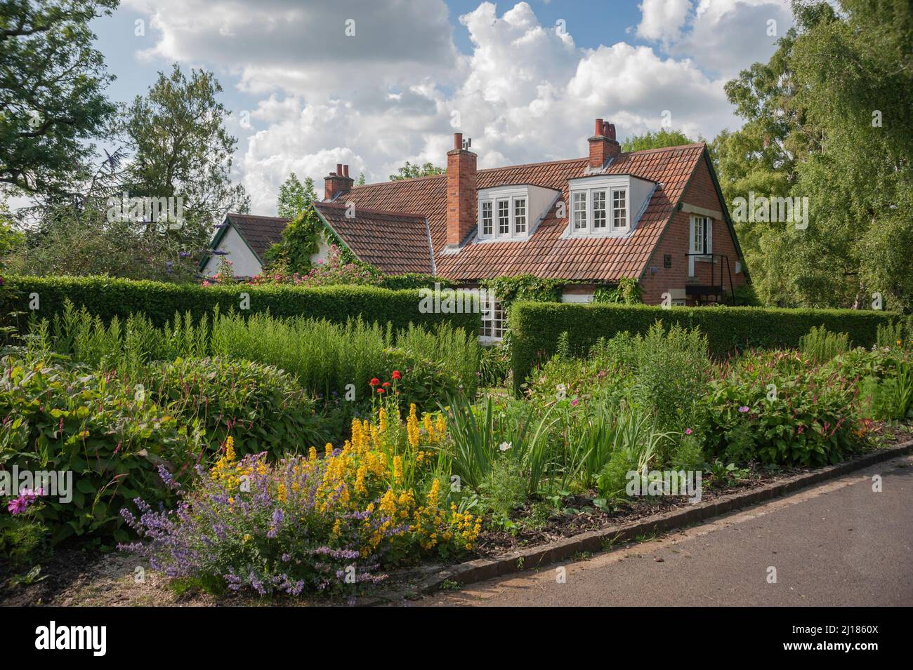 The Kilns, Headington, Oxford, home of author CS Lewis from 1930 until ...