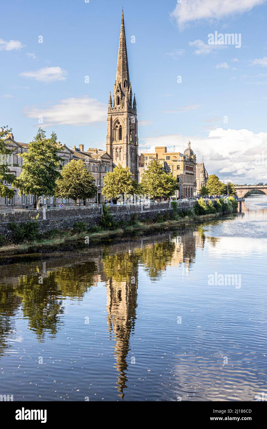 Perth scotland river hi-res stock photography and images - Alamy