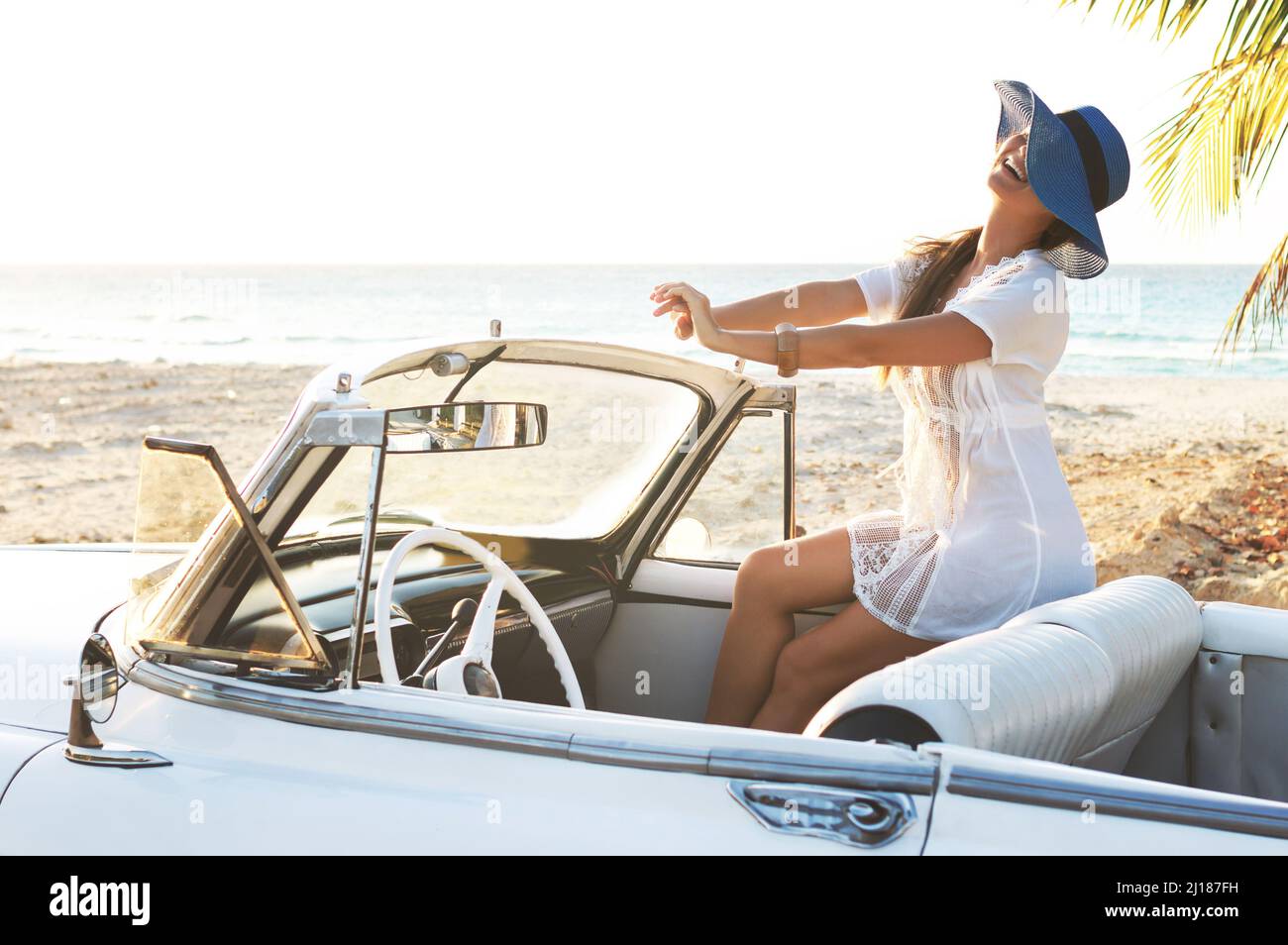 Old fashioned vibes hi-res stock photography and images - Alamy