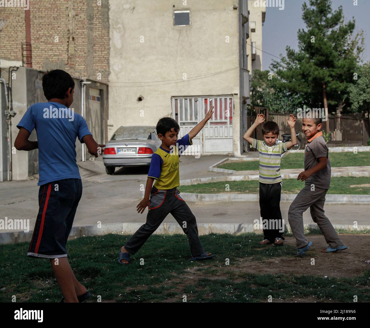 Tehran children playing hi-res stock photography and images - Alamy