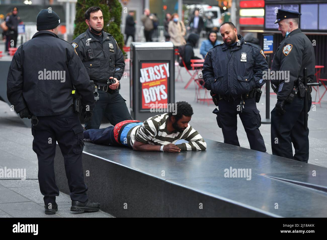 Police officers respond to an Emotionally Disturbed Person (EDP) in ...