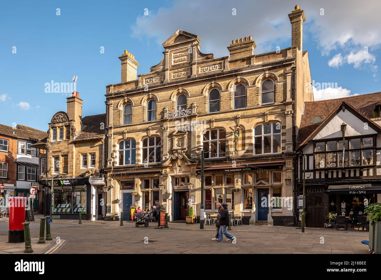 Horsham sussex anchor hi-res stock photography and images - Alamy