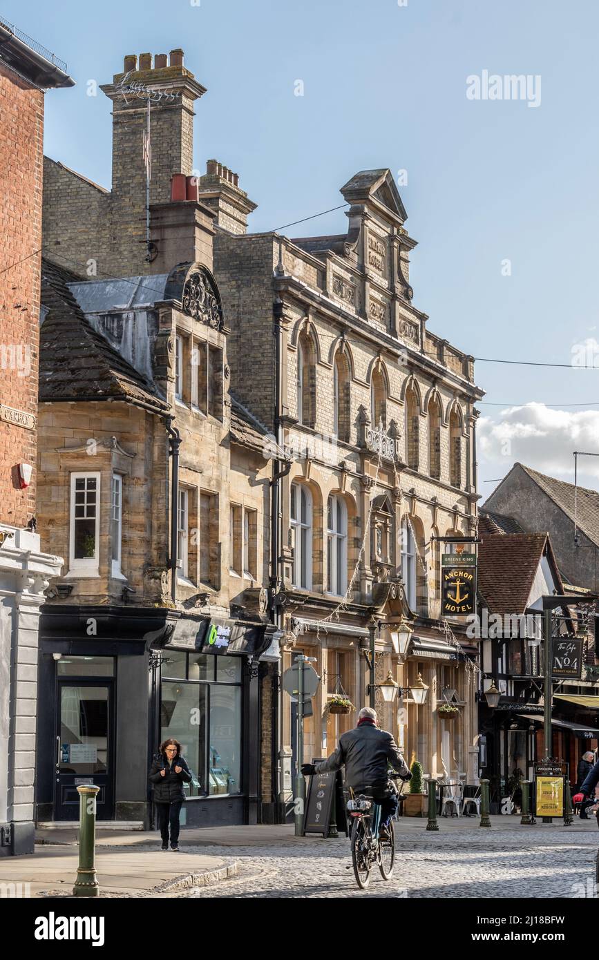 Market square horsham hi-res stock photography and images - Alamy