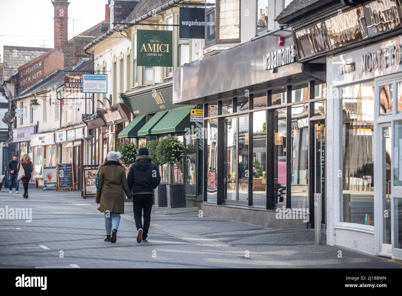 Market street horsham hi-res stock photography and images - Alamy