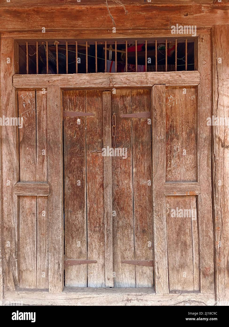 21 March 2022, Pandharpur, India, Old Vintage wooden door on retro wall ...