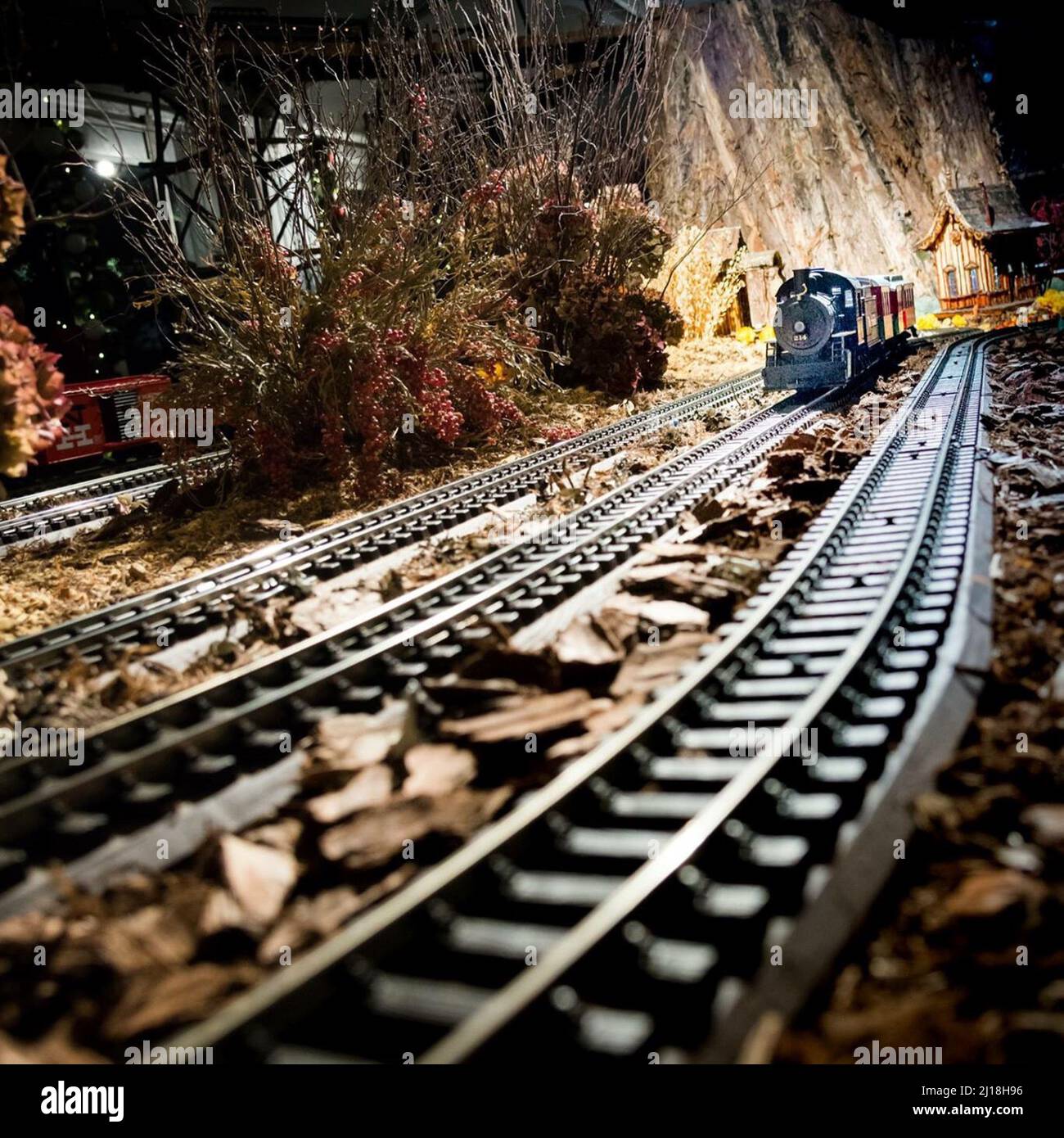 Toy railroad town hi-res stock photography and images - Alamy