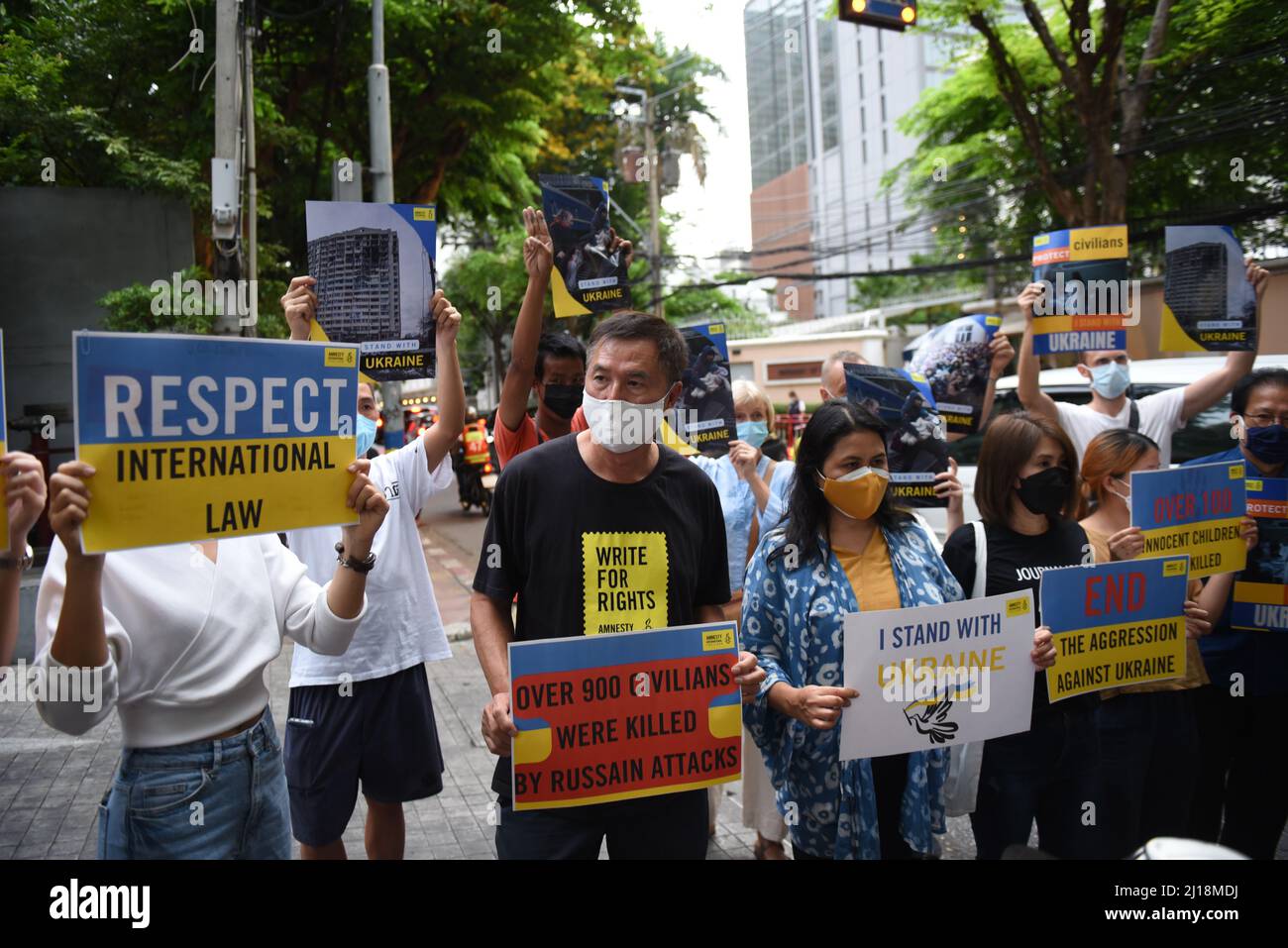 Amnesty International Thailand and activists alongside UKRAINE ...