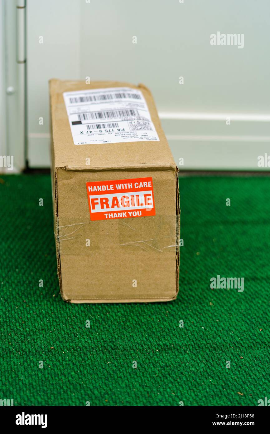 Handle with care sticker hi-res stock photography and images - Alamy