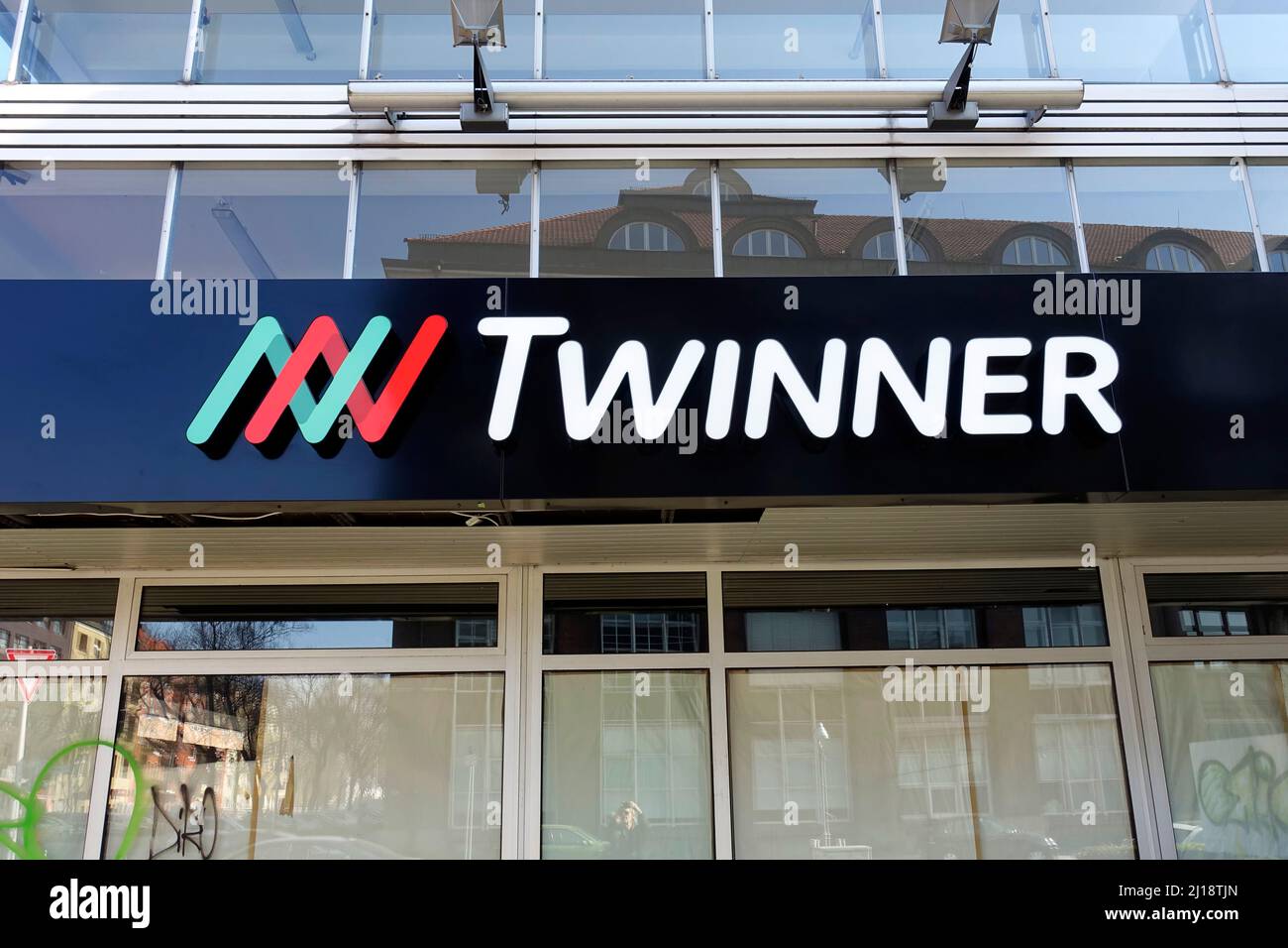 Twinner logo hi-res stock photography and images - Alamy