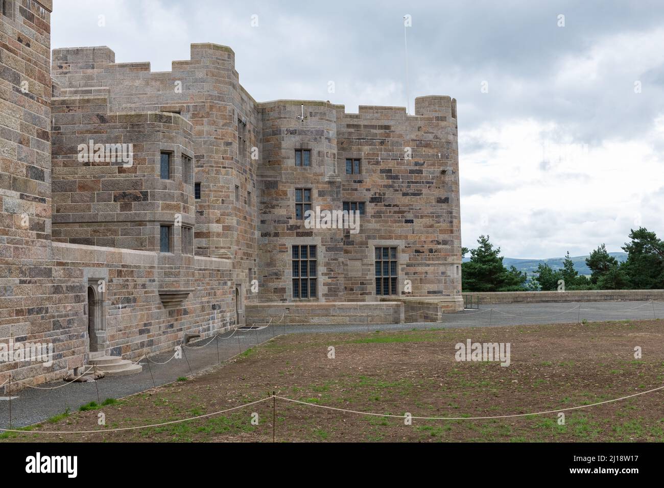 Castle drogo devon architecture hi-res stock photography and images - Alamy
