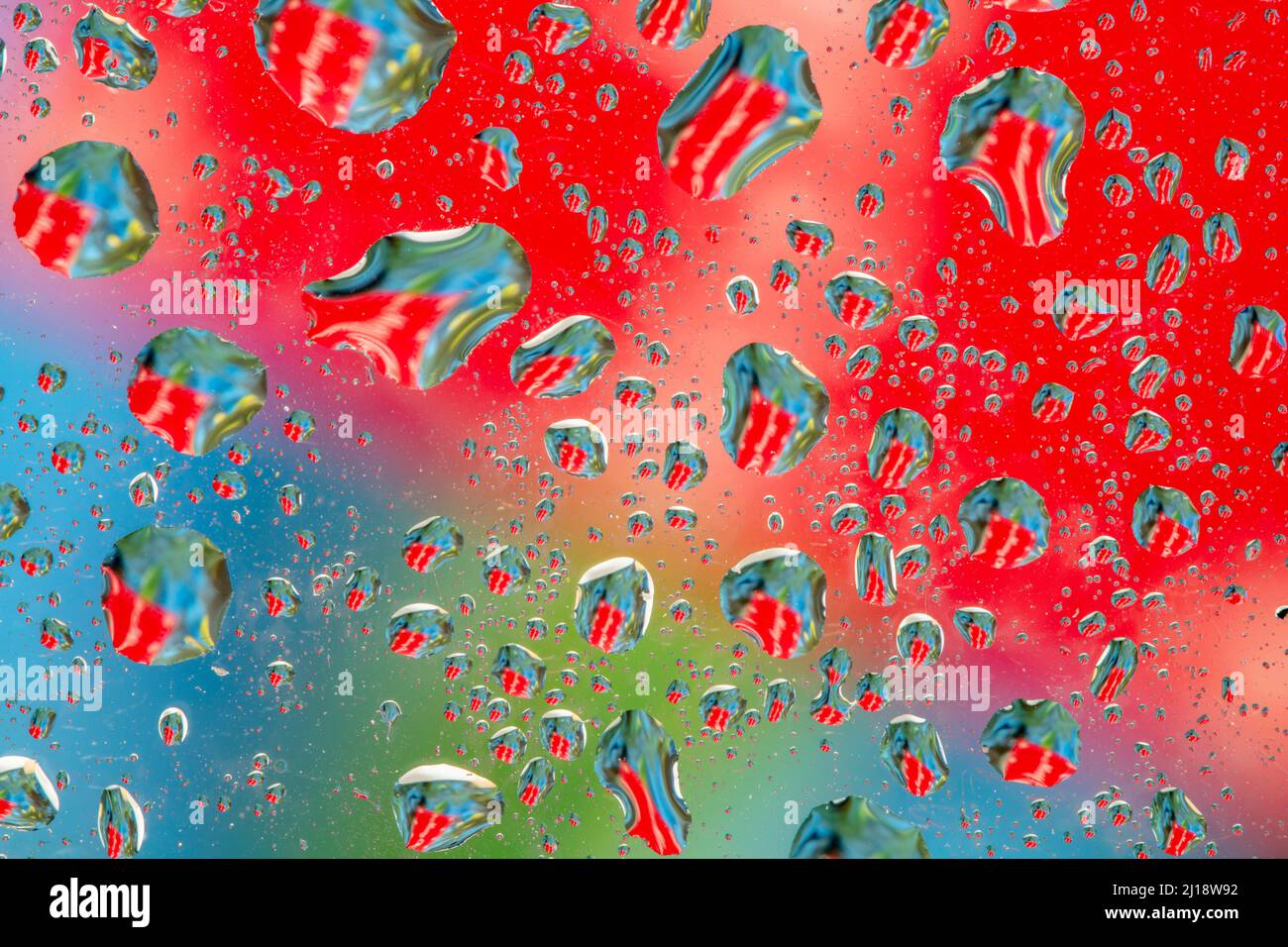 Abstract irregular water drops macro showing reflected colours Stock ...