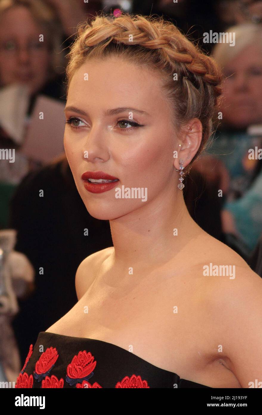 London. UK. Scarlett Johansson at the European Premiere of The Avengers ...