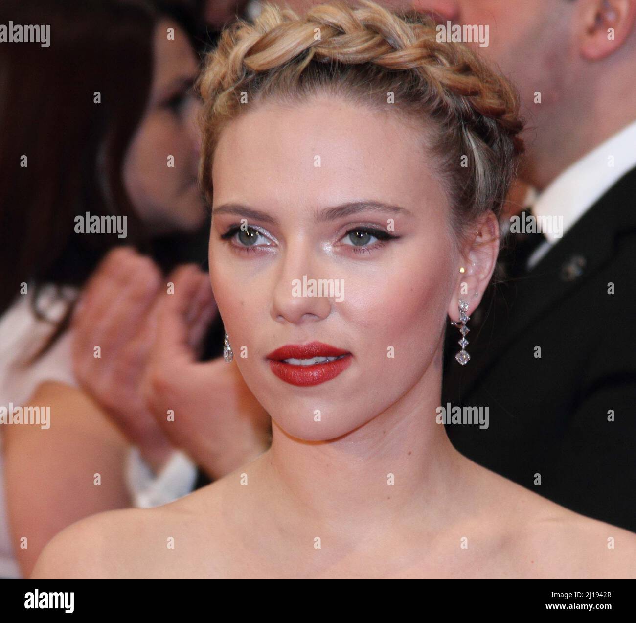London. UK. Scarlett Johansson at the European Premiere of The Avengers ...